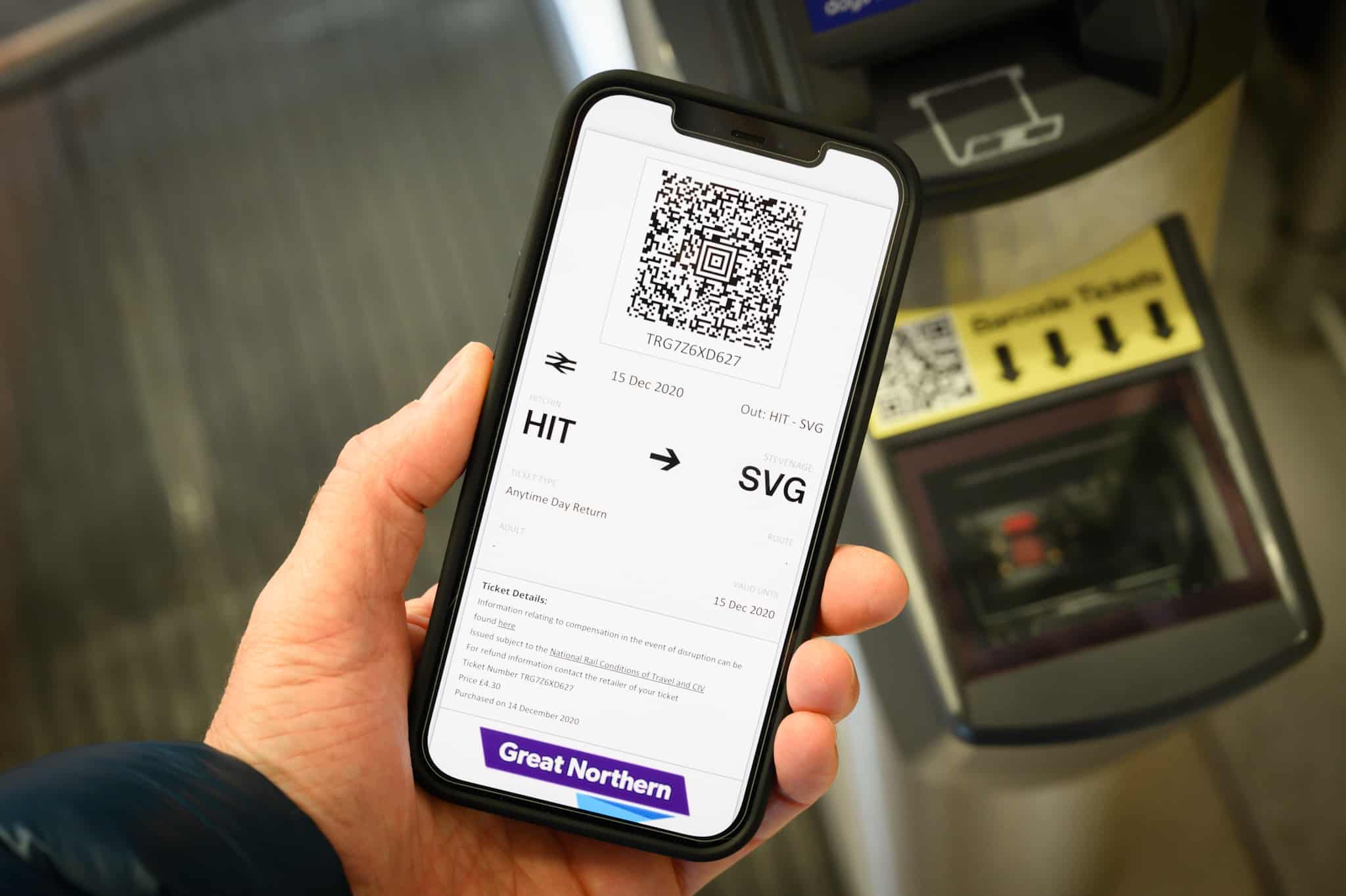 New smartphone train tickets help Thameslink and Great Northern ...